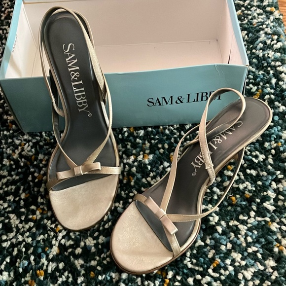 Sam & Libby | Shoes | Nib Vintage Sam Libby Silver Satin Strappy Heel 75 | Poshmark